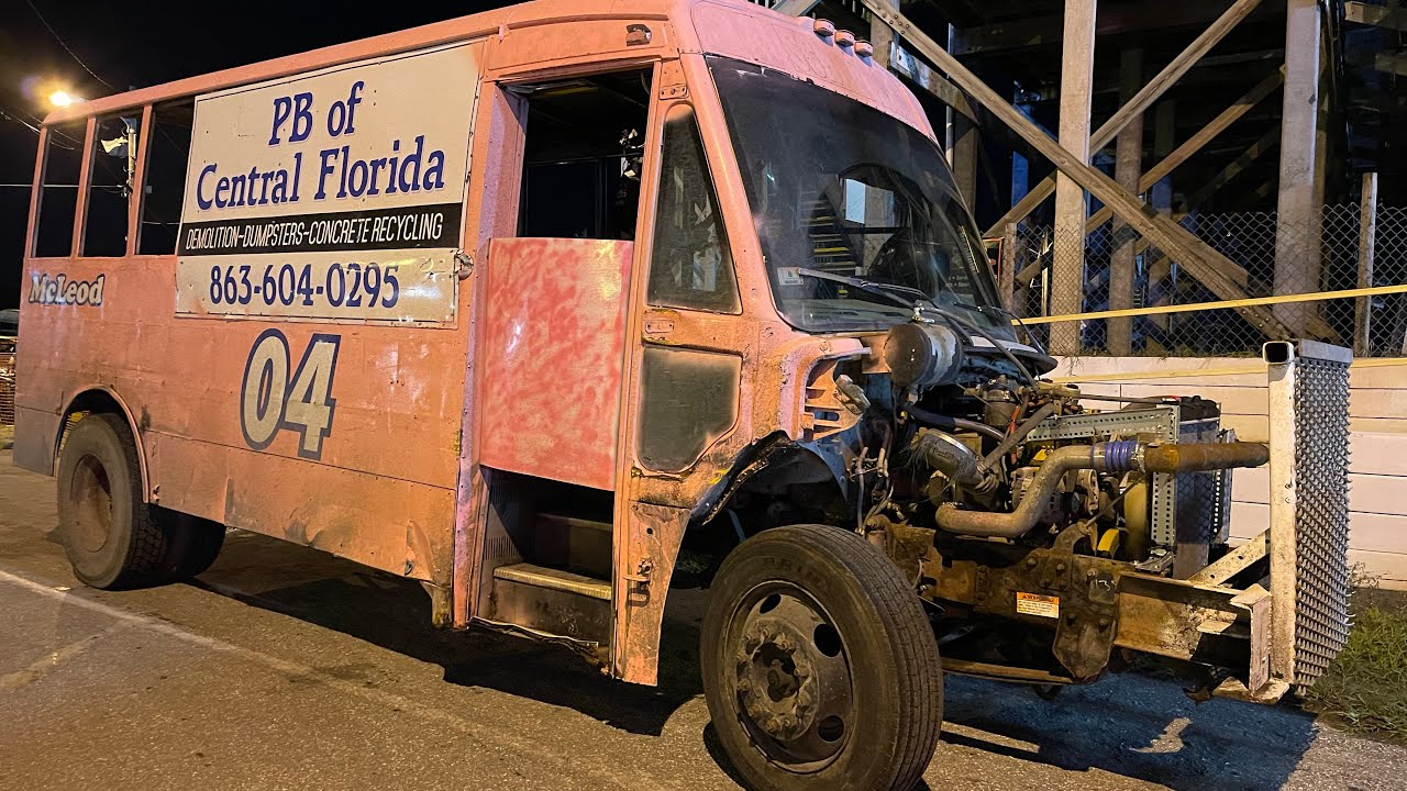 Citrus County Speedway| School Bus Figure 8| 6/3/23| Jimmy Mcleod - YouTube