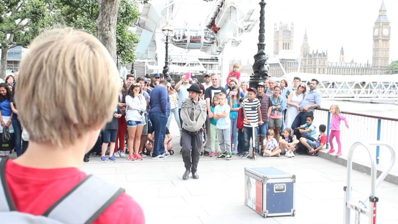 Straitjacket Escape Magic Trick - London Eye 2016 - YouTube