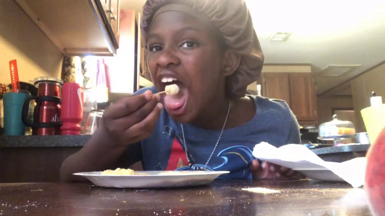 Eating pickle amsr - YouTube