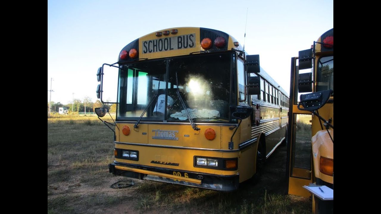 PUBLIC ONLINE AUCTION: 2000 Thomas Built School Bus Cummins ISB - YouTube