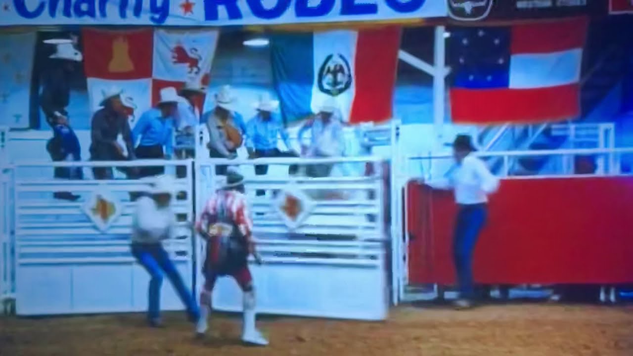 Dallas: Mark Grayson - Pam can’t keep her eyes off Jenna Wade. - YouTube