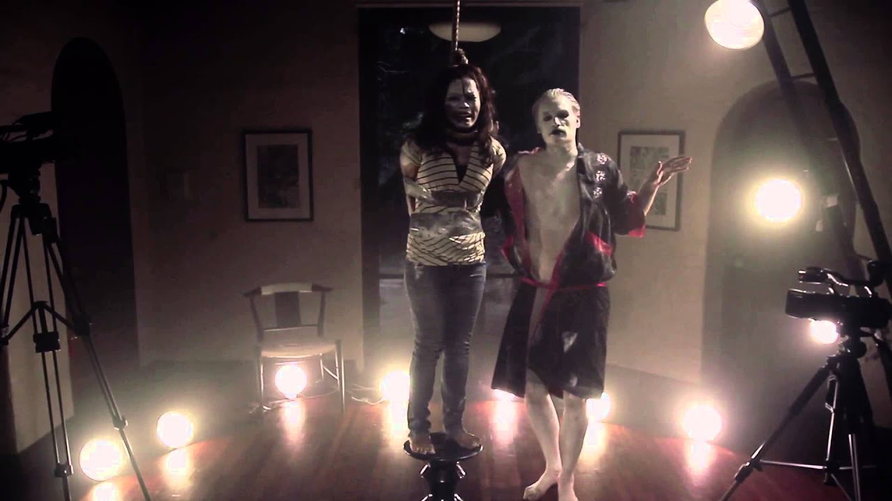 Head Shot Attack and Kill Scene - YouTube