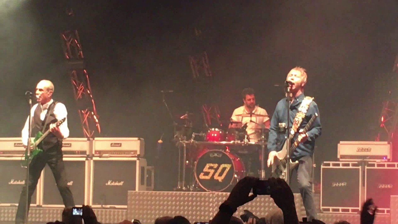 Status Quo - Caroline, Stage Intro - Last Night of the Electrics Tour ...