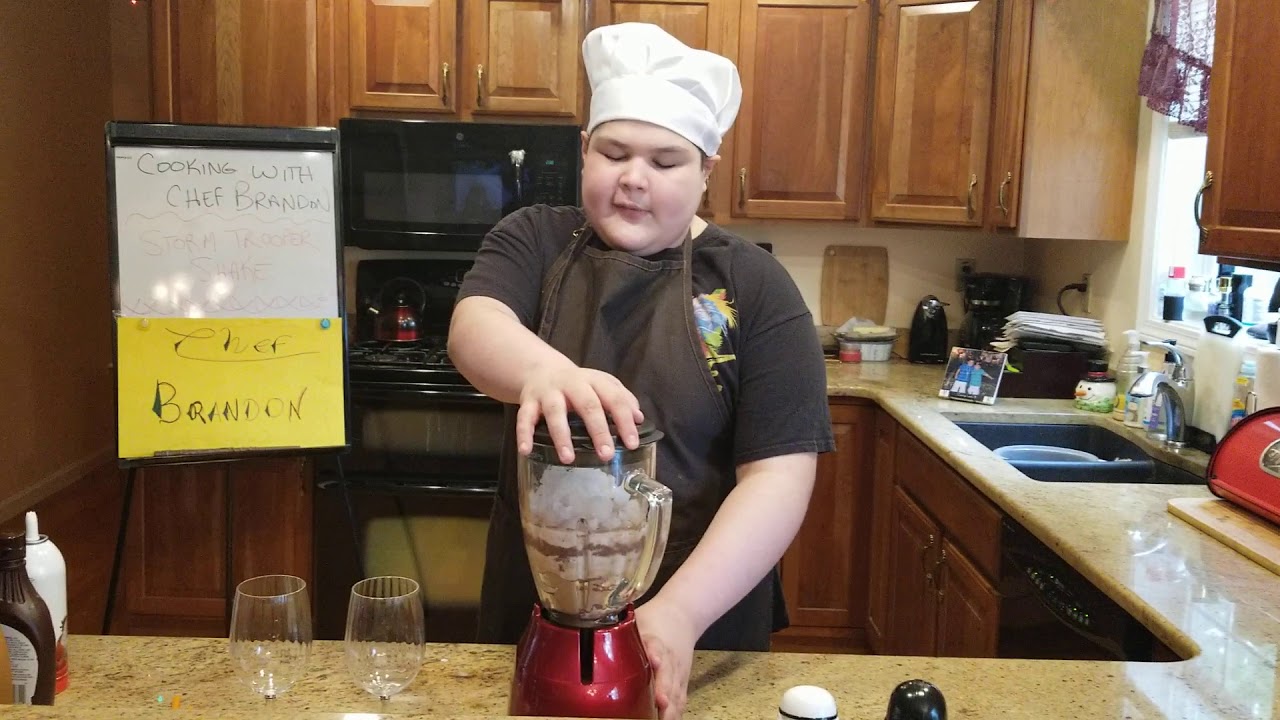 Cooking with Chef Brandon stormtrooper shake 2 - YouTube