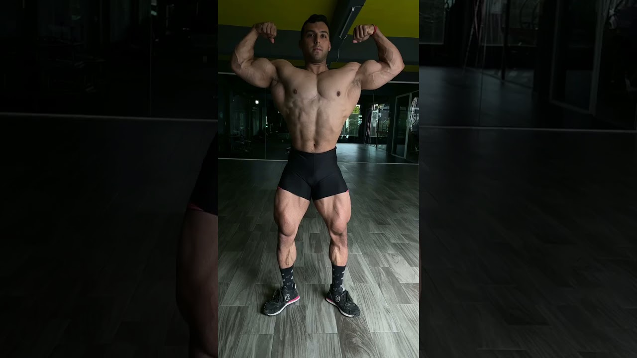 Victor Compan posing - YouTube