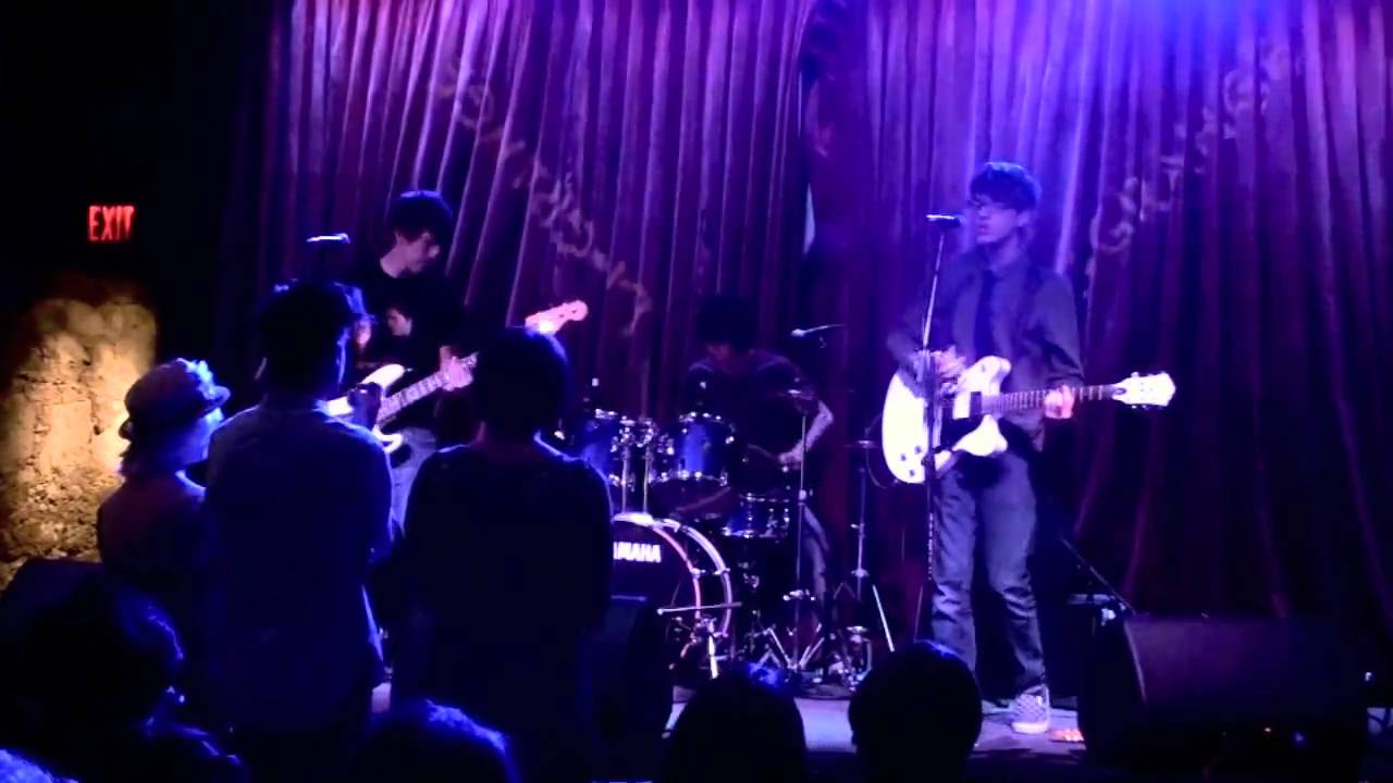 Be At Leso - 9. Thoughts (live at LaGrange) - YouTube