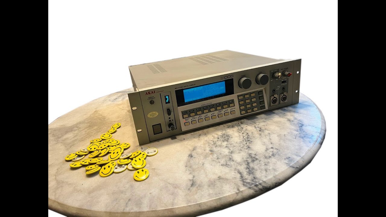 Akai s1000 S1100 with Gotek USB floppy emulator drive (FlashFloppy HxC ...