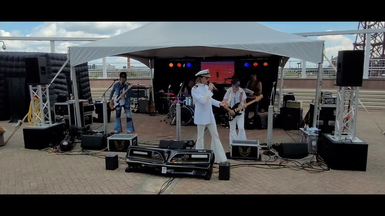 Super Trans AM "Brandy (You're A Fine Girl)" - YouTube