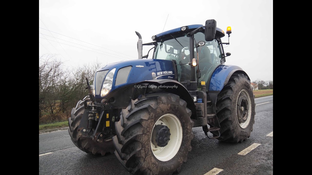 Asselby Christmas Tractor Run Pt 9 Howden 27 Dec 21 - YouTube