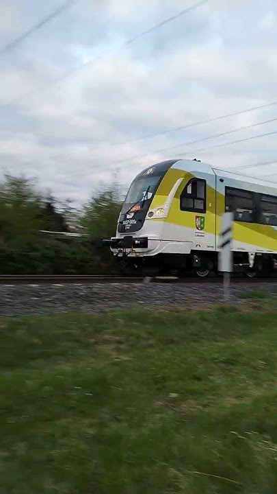 sa137-005 w Żarach - YouTube