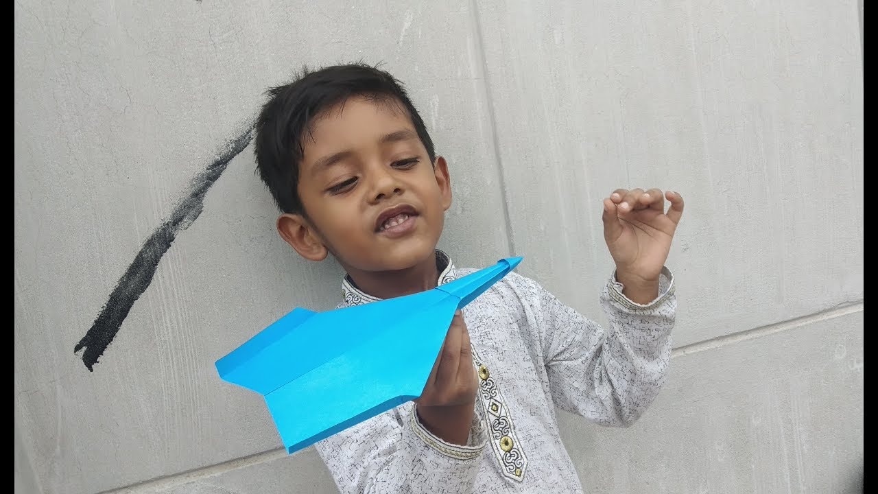 HOW TO MAKE A NICE PAPER PLANE THAT FLY AND WILL BE MAKE WORLD RECORD ...