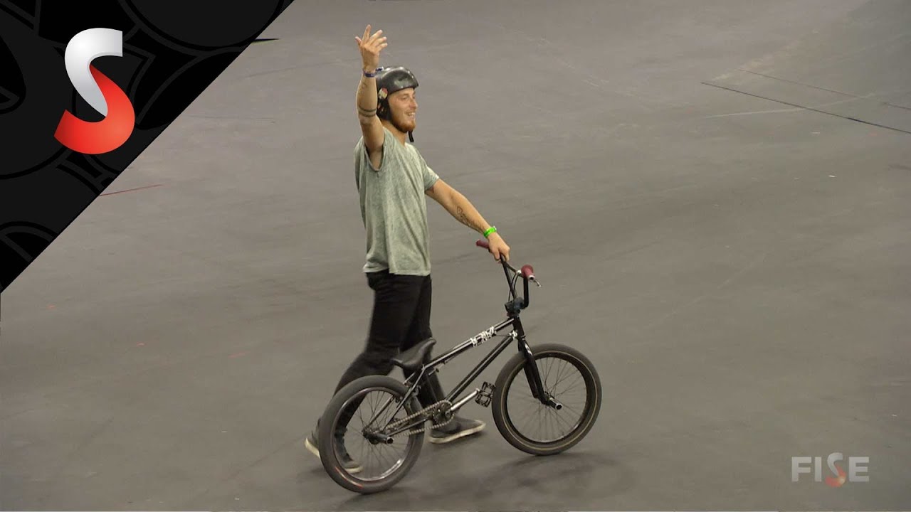 1st place - Jimmy Van Belle - SFR FISE Xpérience Reims 2014 - YouTube