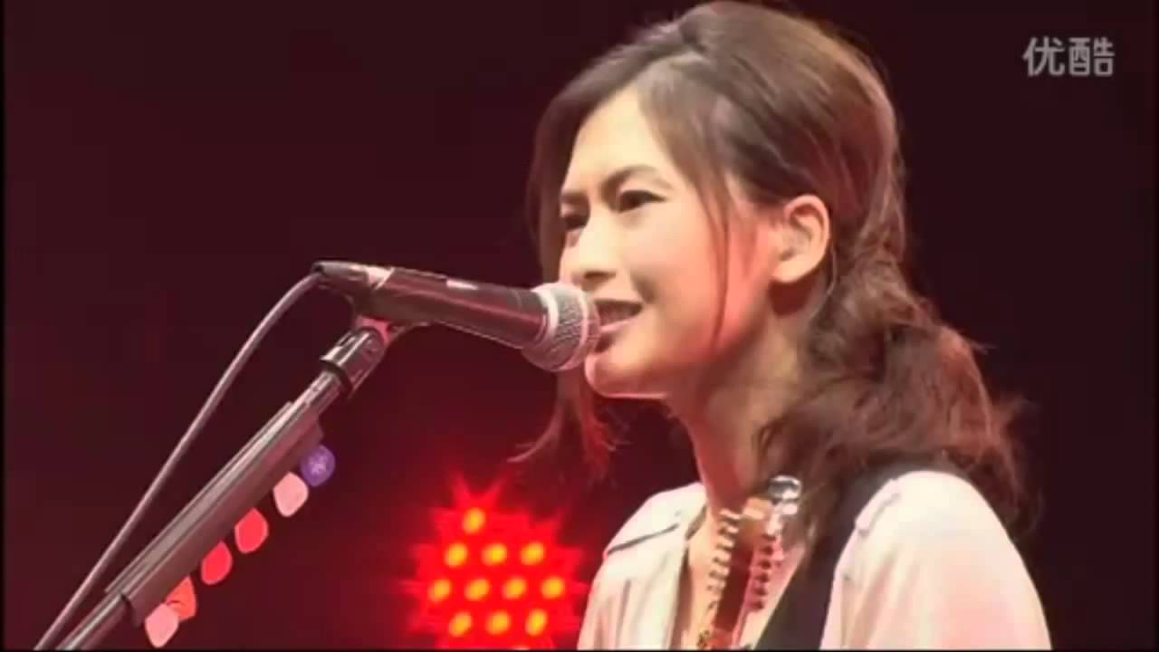 Yui Again live - YouTube
