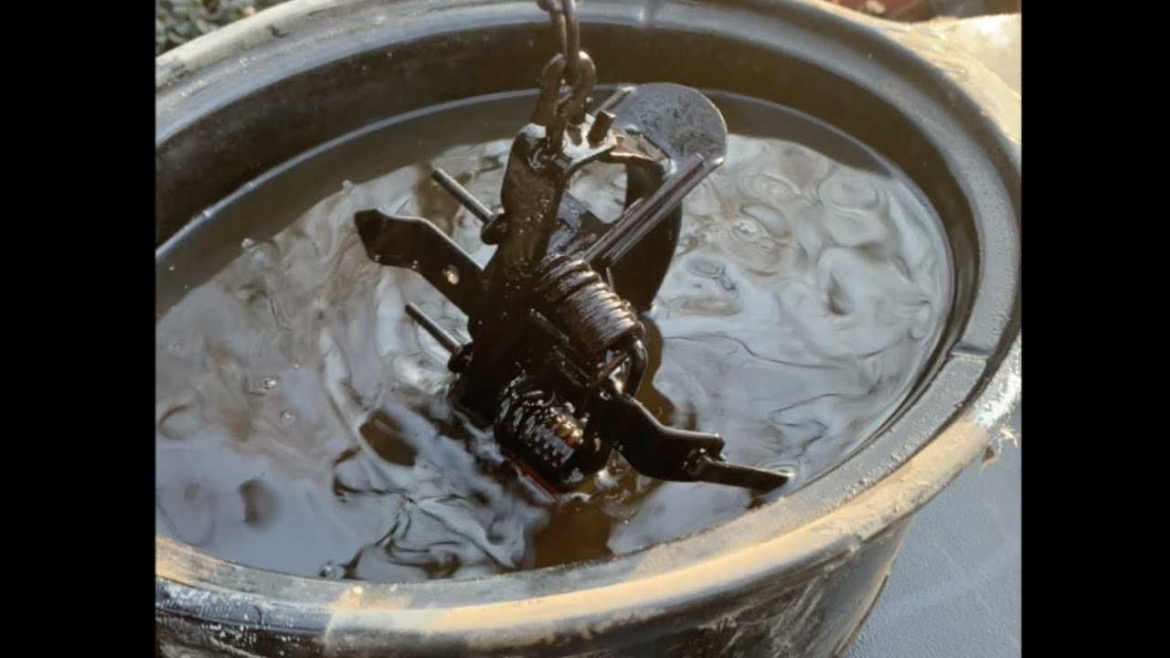 Dying & Waxing Traps - TWRA Trapper Tips - YouTube