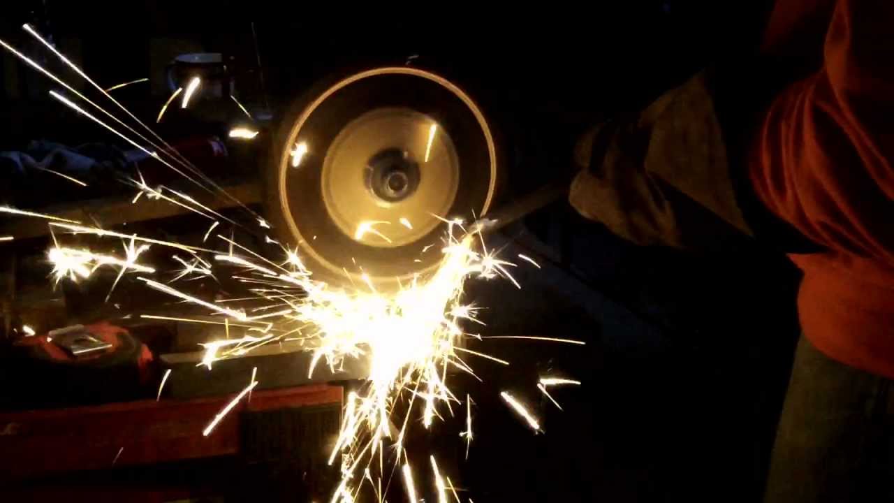 How to make a Deadly Throwing Torpedo Spike - YouTube