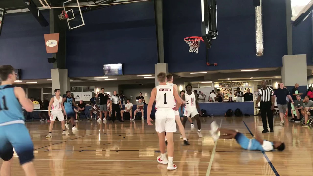 ‪👀 The Young 🔫 Tai Johnson 🏀 Highlight⚡️🎥 from day 1 of Mullens Pacers ...