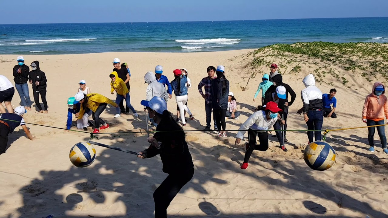 Trò chơi tập thể-Hành trình về nguồn 26-3 THPT TQT - YouTube