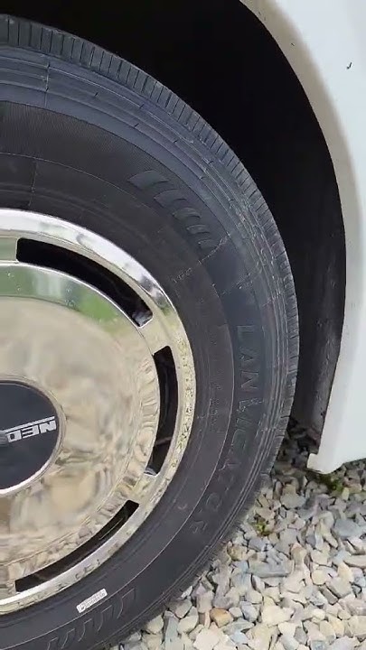 Грузовые шины на Автобус: Lanvigator S201 (рулевая) 295/80 R22.5 ...