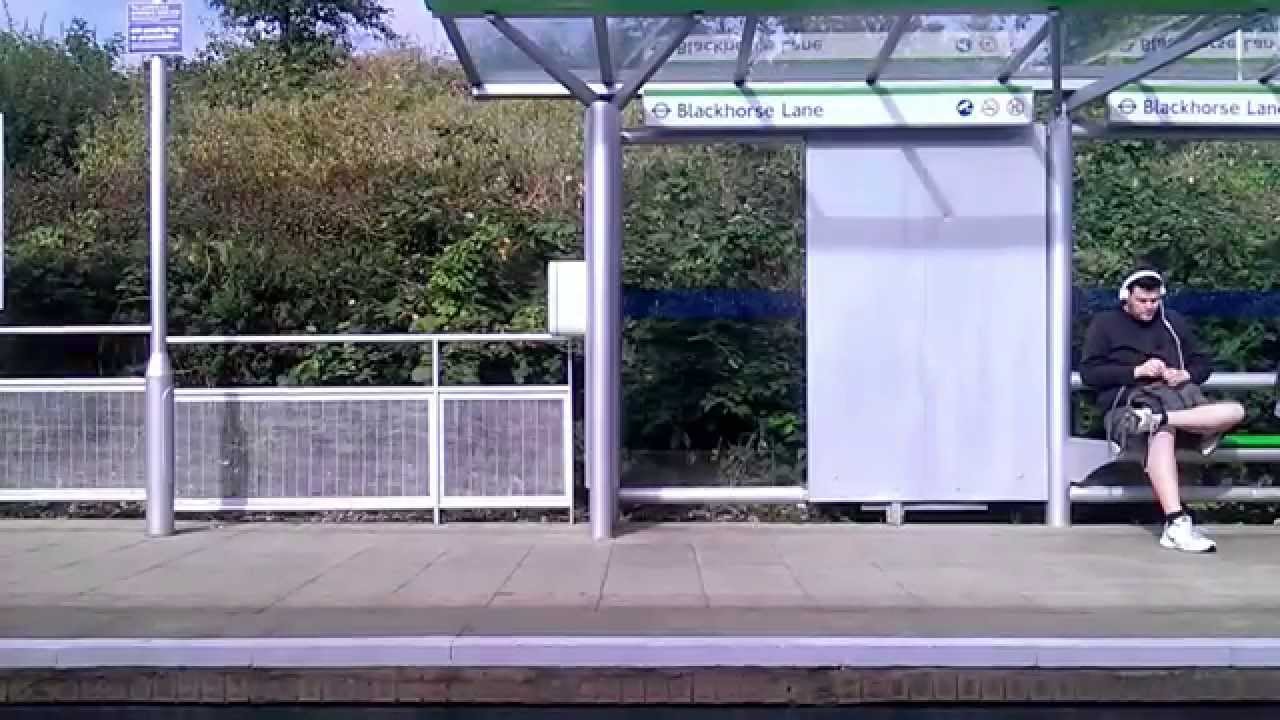 Tramlink (Croydon Variobahn): Elmers End to Therapia Lane - YouTube