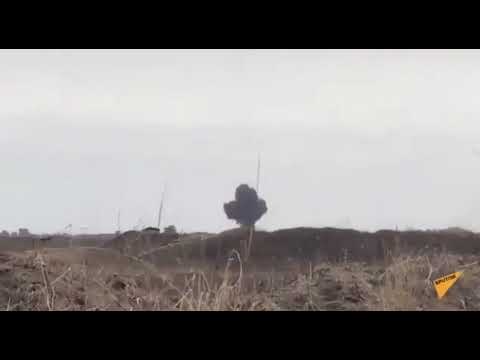 Ermenistan bir #Azerbaycan uçağını vurdukları  idda edip bu görüntüleri servis ettiler.