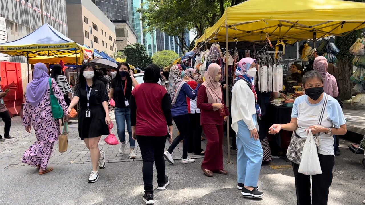 Kuala Lumpur Open Market! Amazing Street Food! (Pasar Jalan Tengah ...