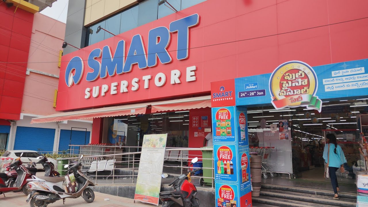Reliance smart super store lo em shopping చేశానో 😍 - YouTube