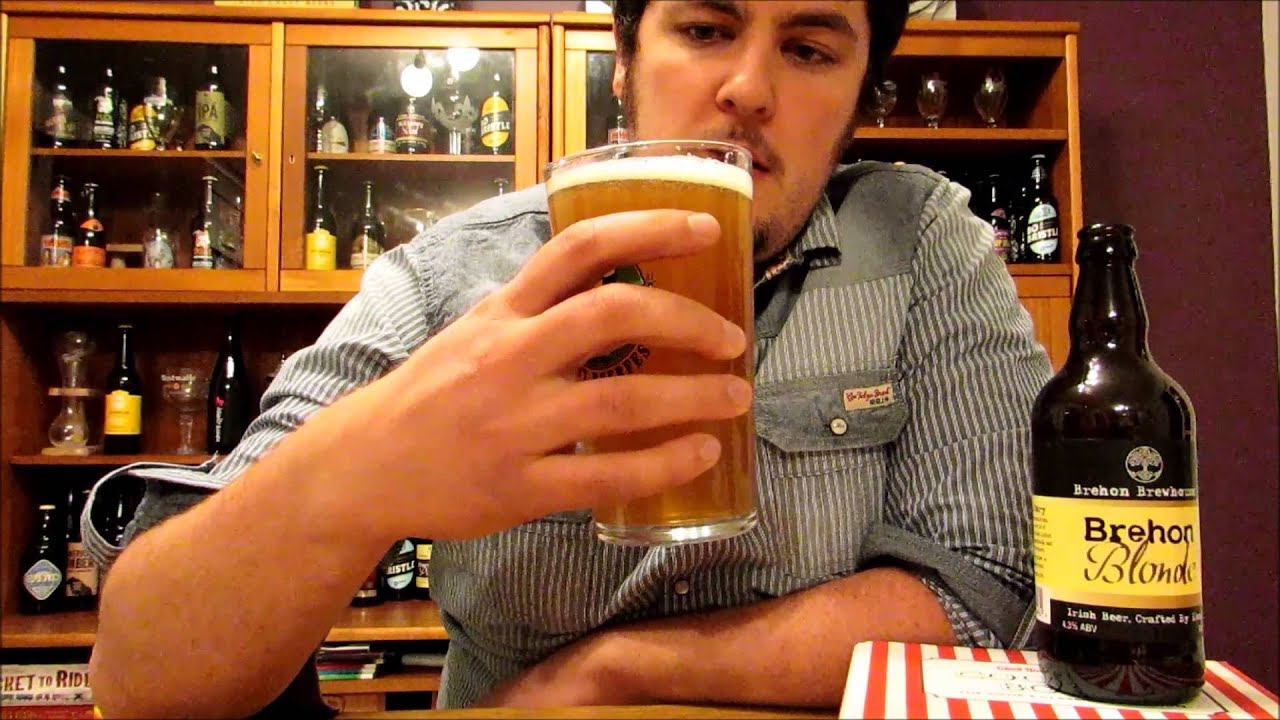 Mo's YoIB #2 - Brehon Brewhouse: Brehon Blonde - YouTube