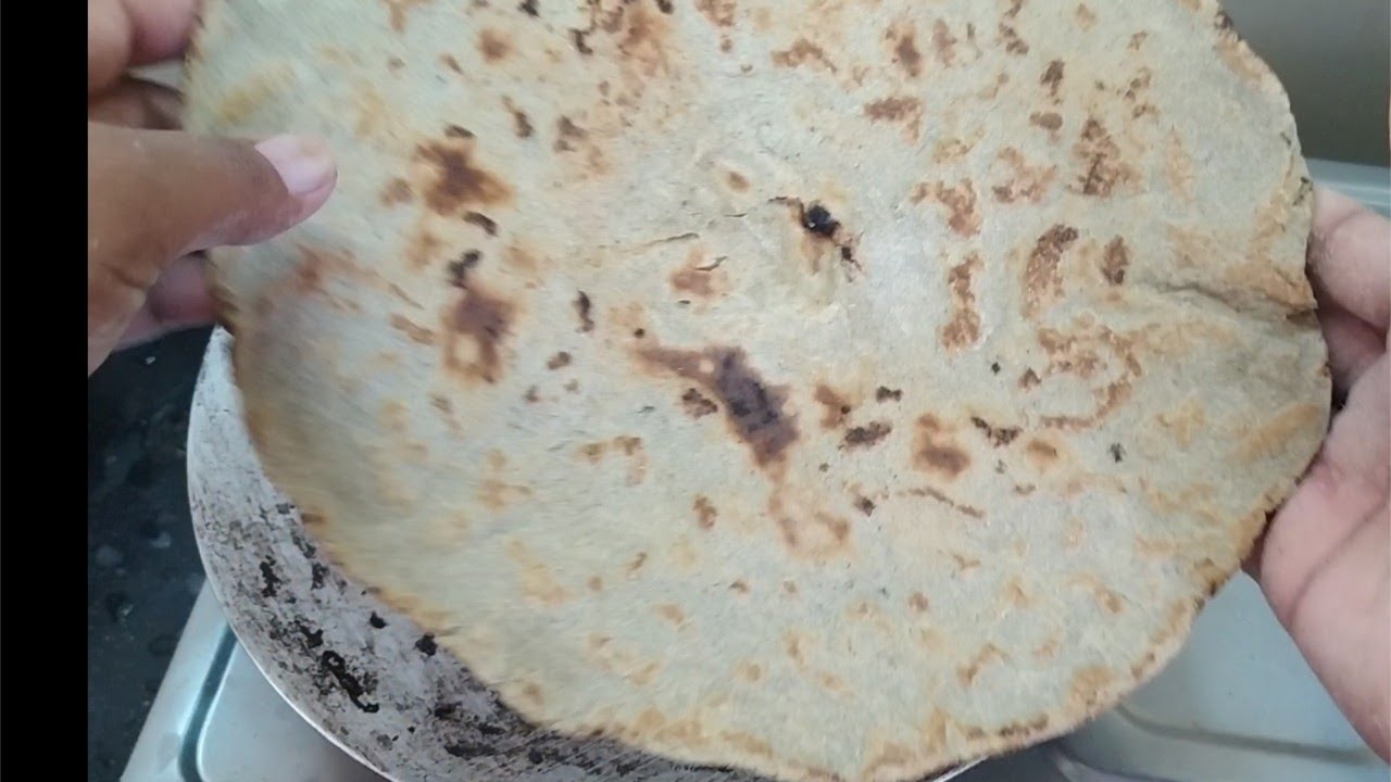 Bajarichi Bhakari | How to make Bajare ki Roti | Bhakri |Bhakri On gas ...