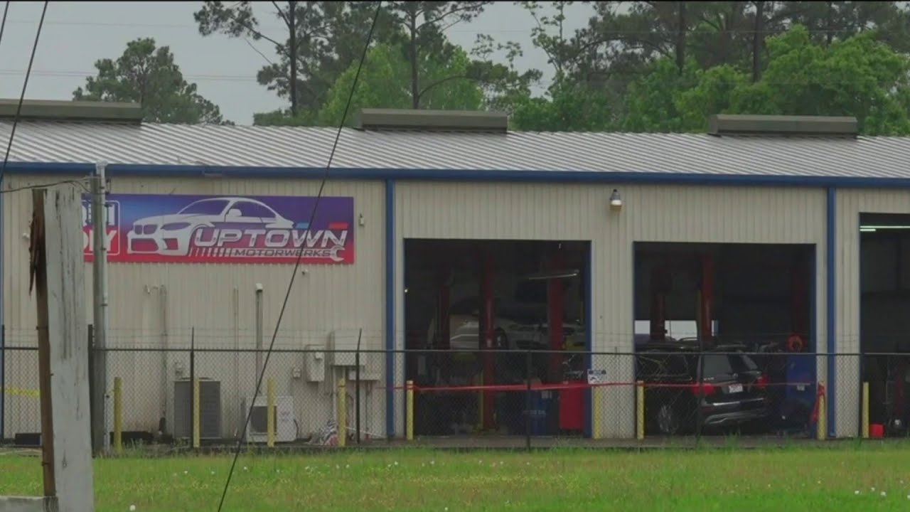 SUV falls on auto shop worker in north Harris County - YouTube