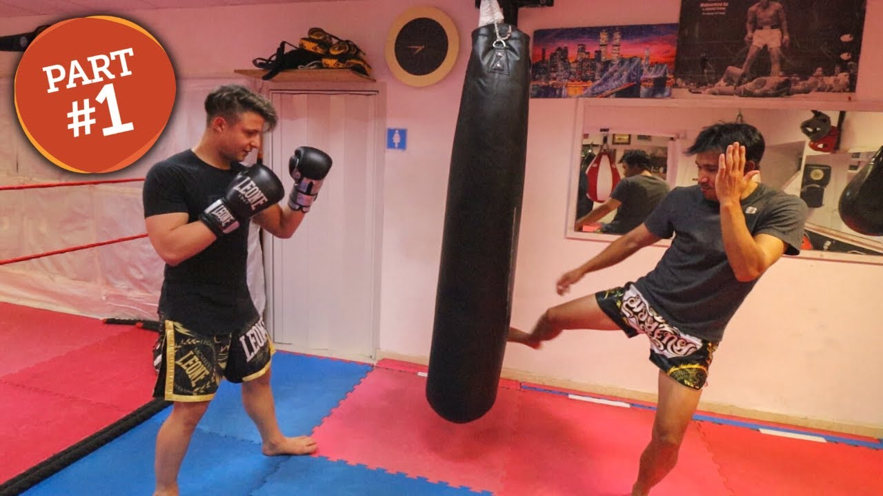 Getting Introduced To MUAY THAI! (Sing Noi Kickboxing Gym Bozen/Bolzano) | Part ONE - YouTube