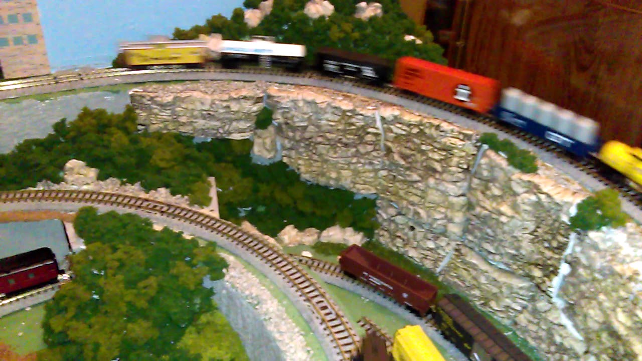 24"x48" coffee table layout for n-scale, 3 levels - YouTube