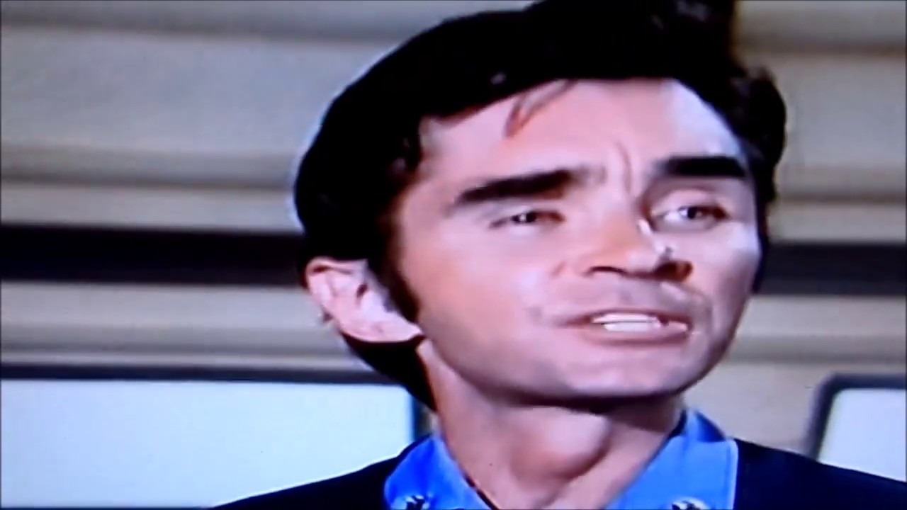 Captain Stanley from Emergncy - YouTube