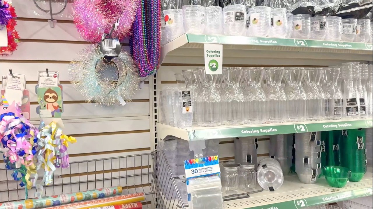 She buys Dollar Store cups for this GENIUS storage hack! - YouTube