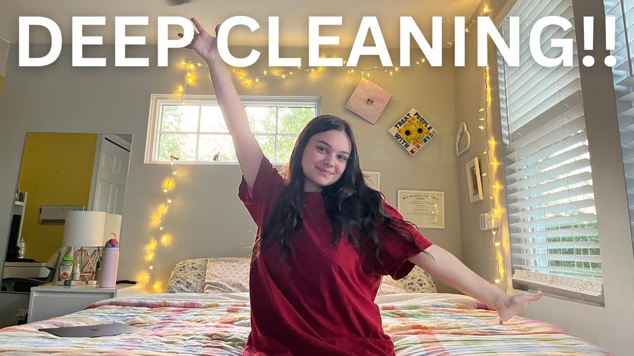 DEEP CLEANING MY ROOM! - YouTube
