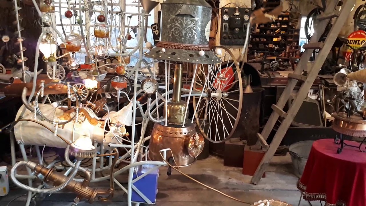 Beaulieu Motor Museum Chitty Chitty Bang Bang exhibition - YouTube