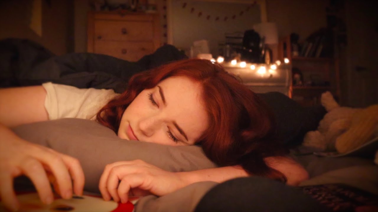 Asmr Sleepy Triggers In Bed Youtube