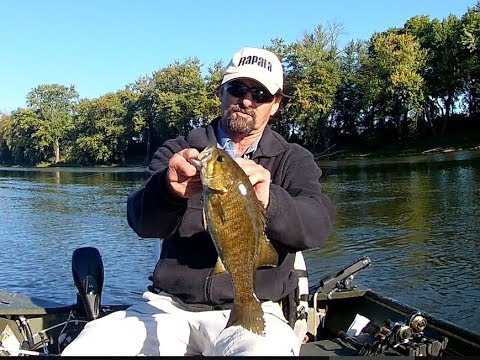 Kankakee River: Late Summer Low Water Smallmouth - YouTube