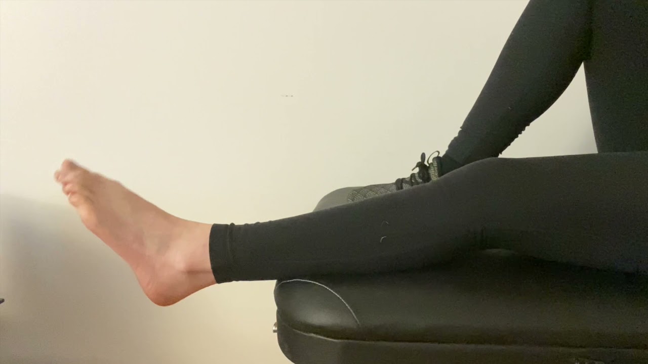 Active Range of Motion (AROM) Toe Flexion Extension - YouTube