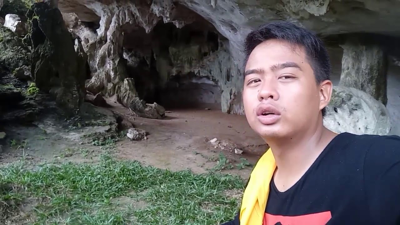 Menjelajah goa tewet di gunung gergaji desa tepian langsat - YouTube