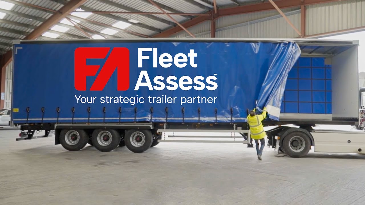 How to Safely Operate a Curtain-Sided HGV Trailer | Fleet Assess - YouTube