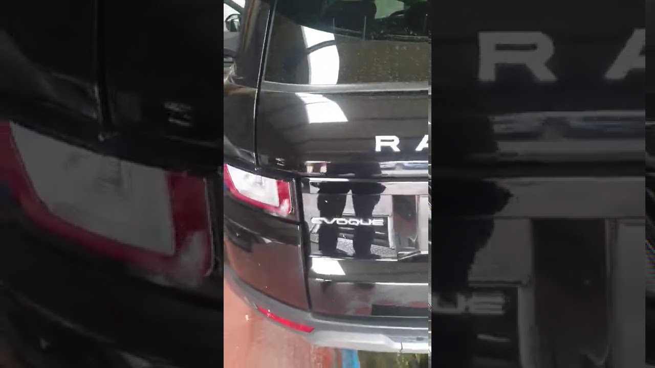 How to change the pollen filter on a Range Rover Evoque - YouTube