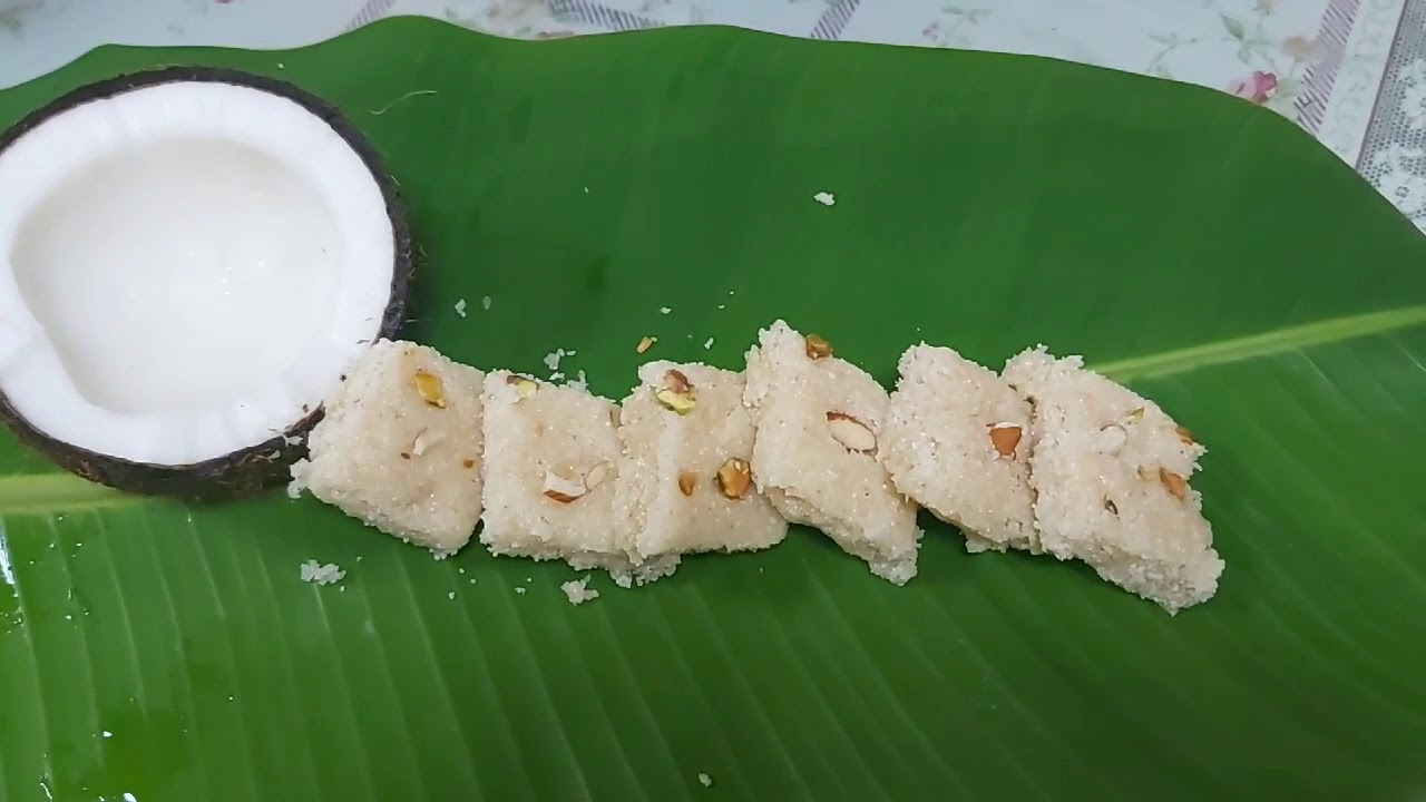 Coconut rawa(sooji)burfi Recipe/தேங்காய் ரவா கேக்/ nariyal burfi - YouTube