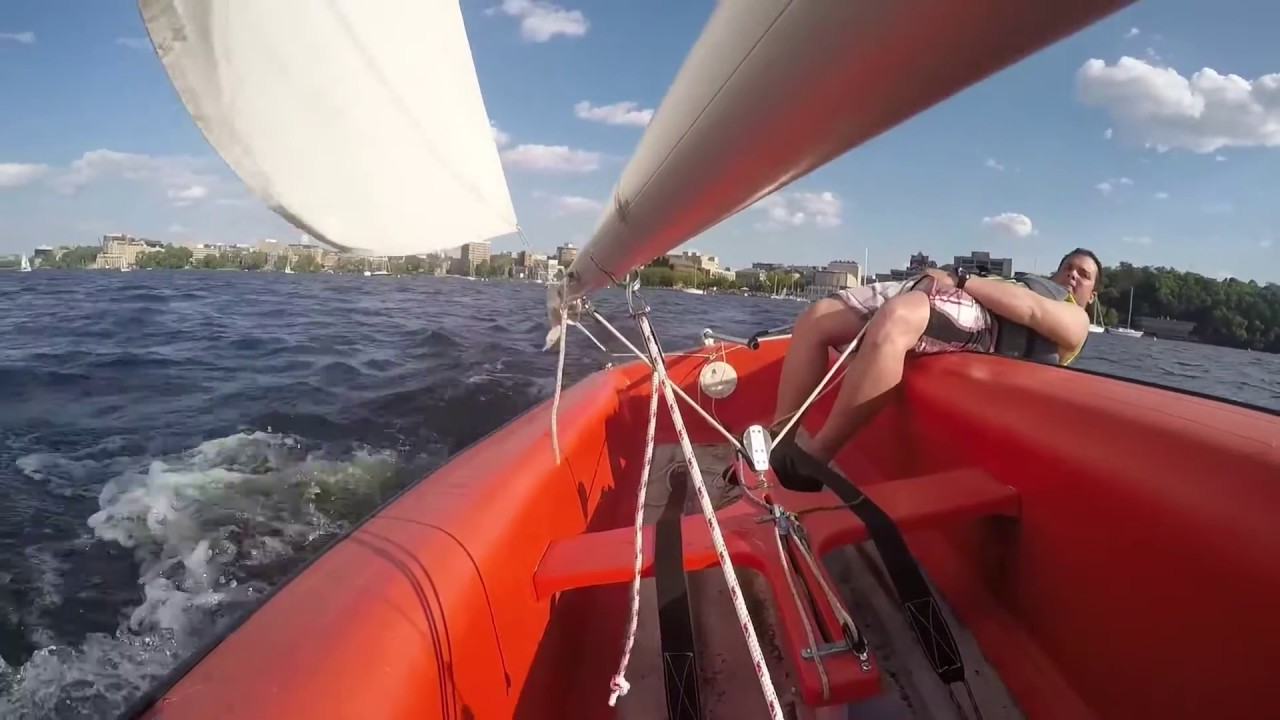 Sailing on lake mendota (hoofer sailing club) - YouTube