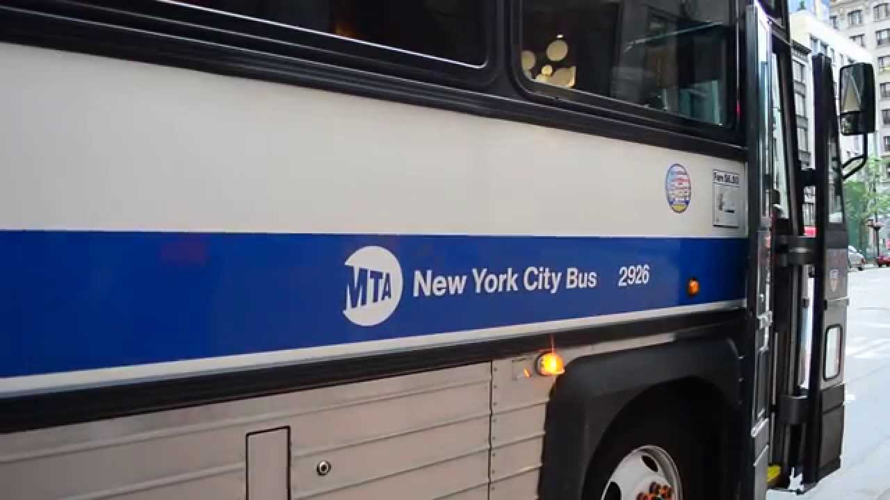 MTA Bus Company 2002 MCI D4500 2926 [ ex-7426 ] On The BM3 @ 5th Avenue ...