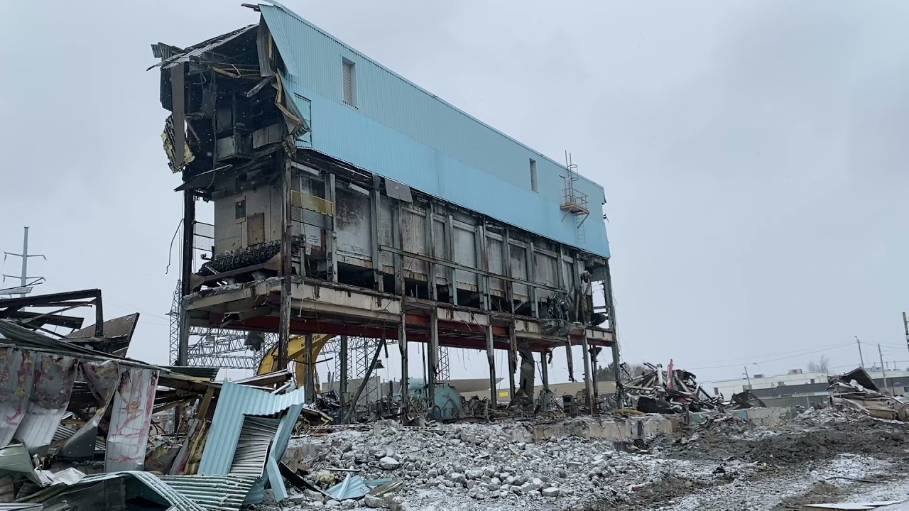 Fort Frances Mill Demolition - YouTube
