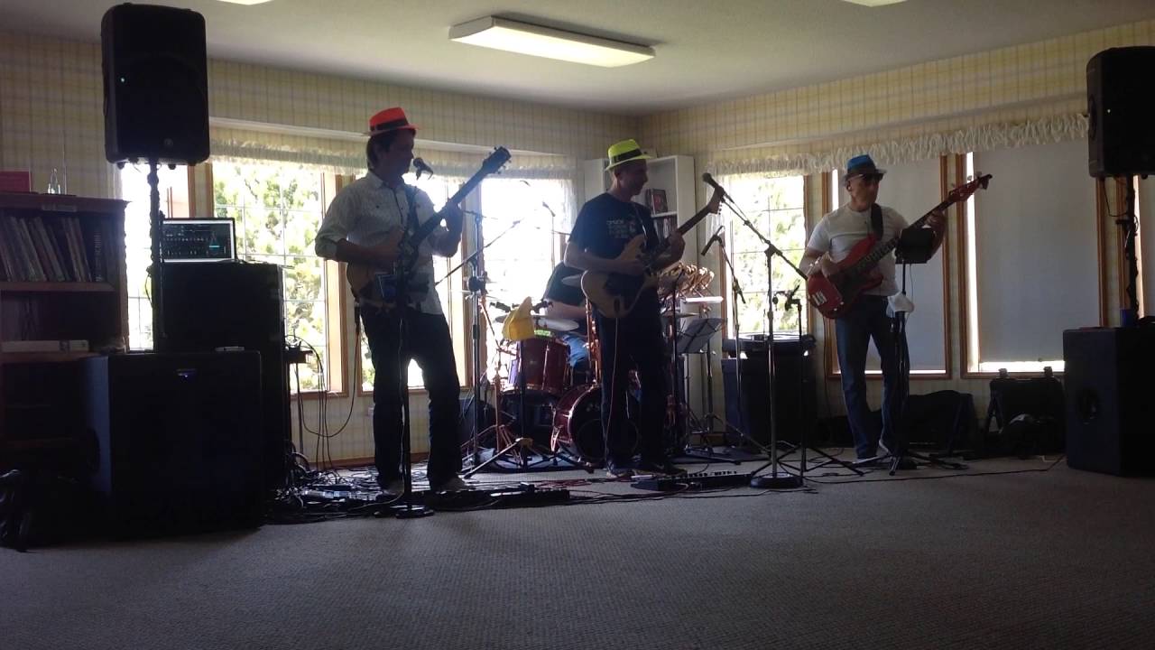 thrust the boys are back - YouTube