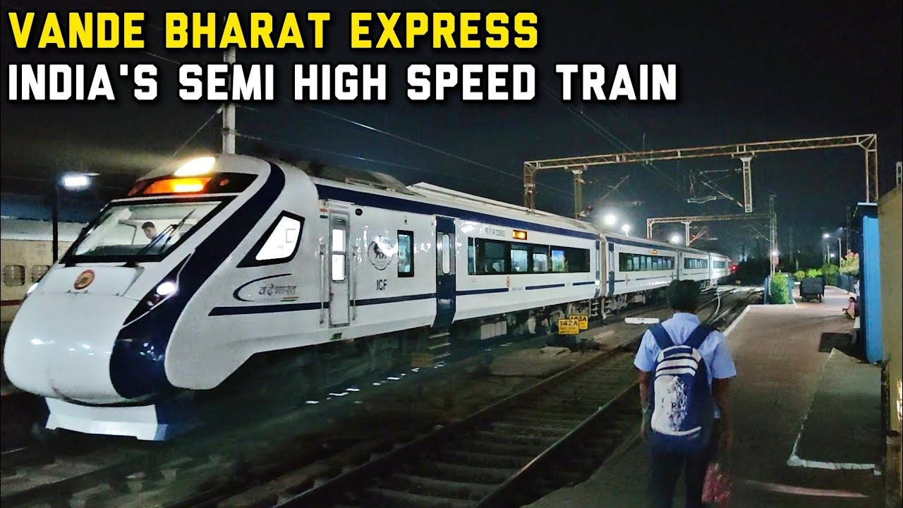 Vande Bharat Express : 20834 SC - VSKP | Arriving Vijayawada Jn | India ...