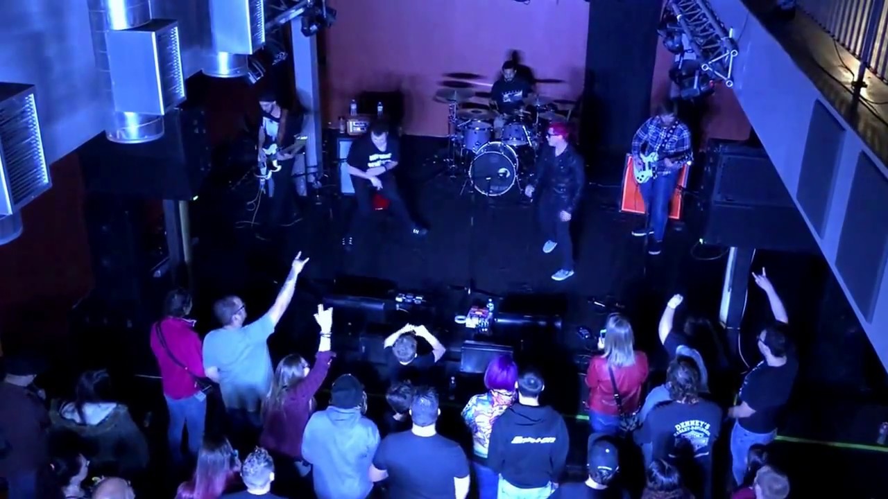 Linkin Park - "One Step Closer" Live Chester Bennington Tribute October ...