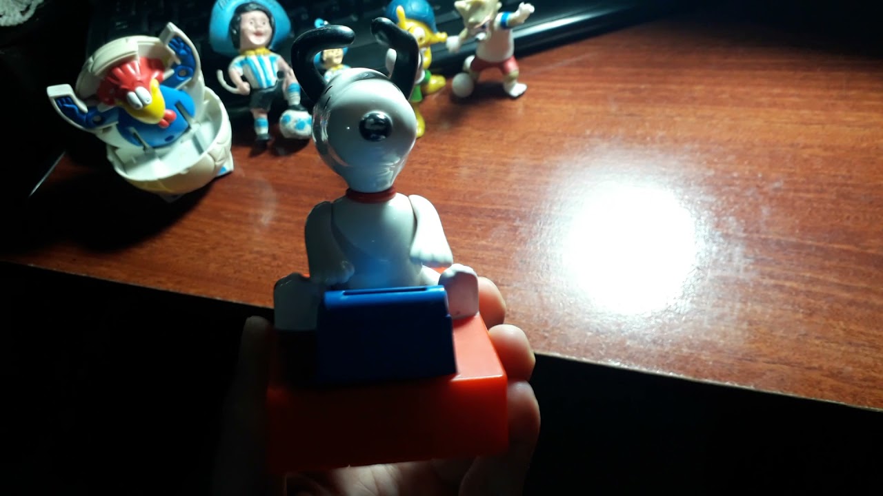 Snoopy trabajando - YouTube