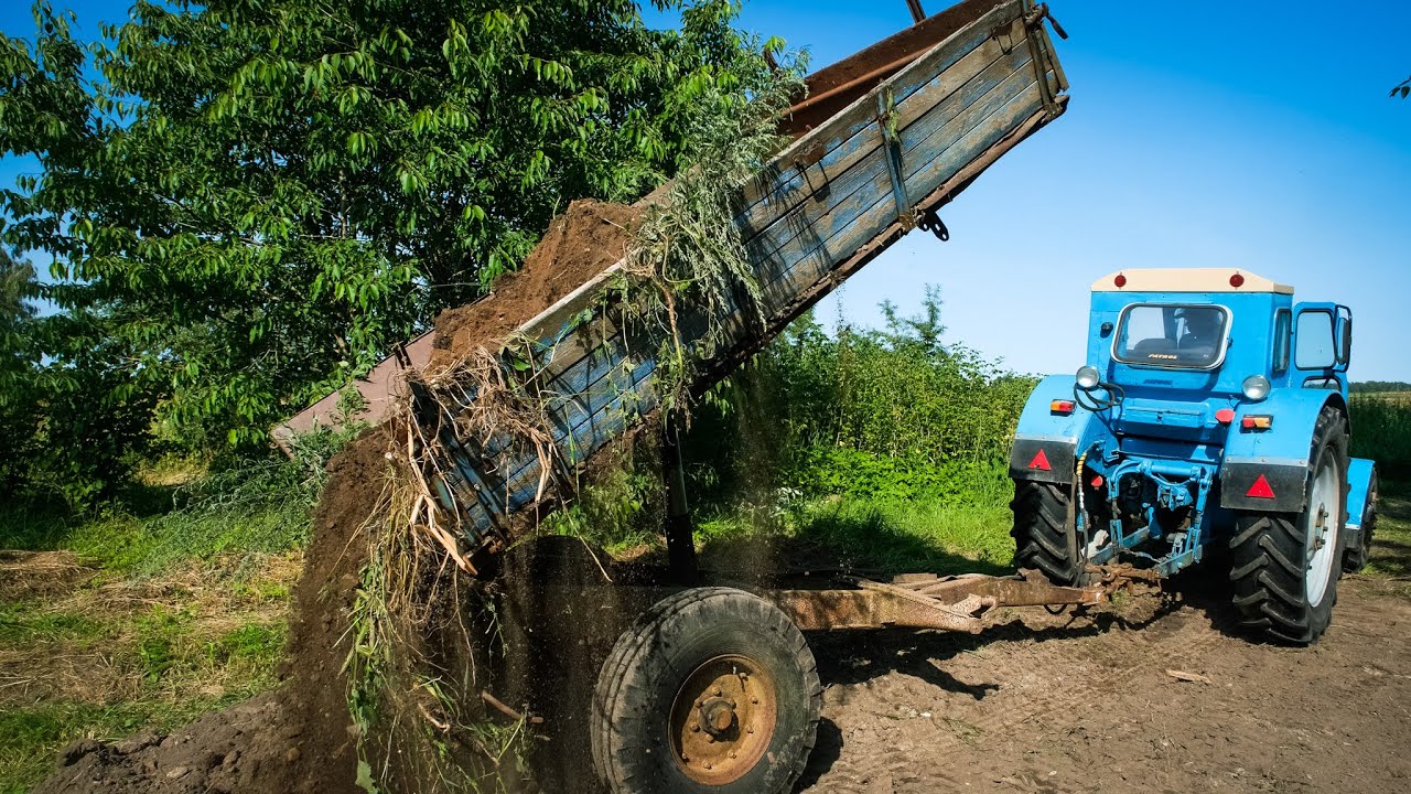 Filling up the Ditch to make our Garden Bigger - YouTube